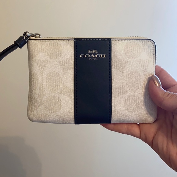 Coach | Bags | Coach Wristlet | Poshmark